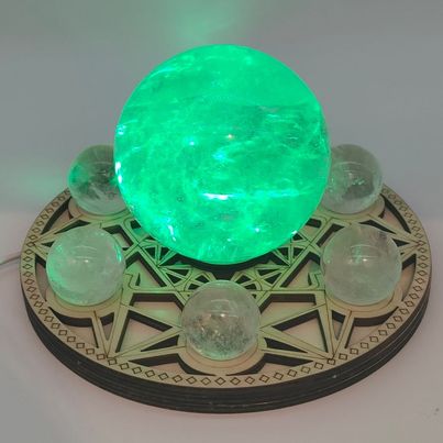 Wooden Light Up USB Sphere Stand – Crystal Addictions